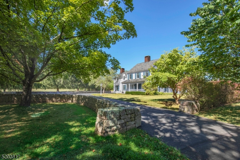 1350 Black River Road Bedminster, New Jersey, United States – Home For Sale